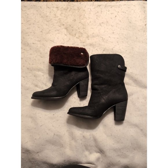 UGG | Shoes | Ugg Pure Layna Black Leather Wine Lined Pull On Heeled ...